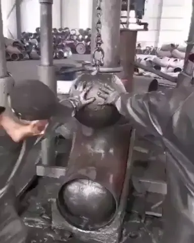 Widening the diameter of a an elbow joint. | Scrolller