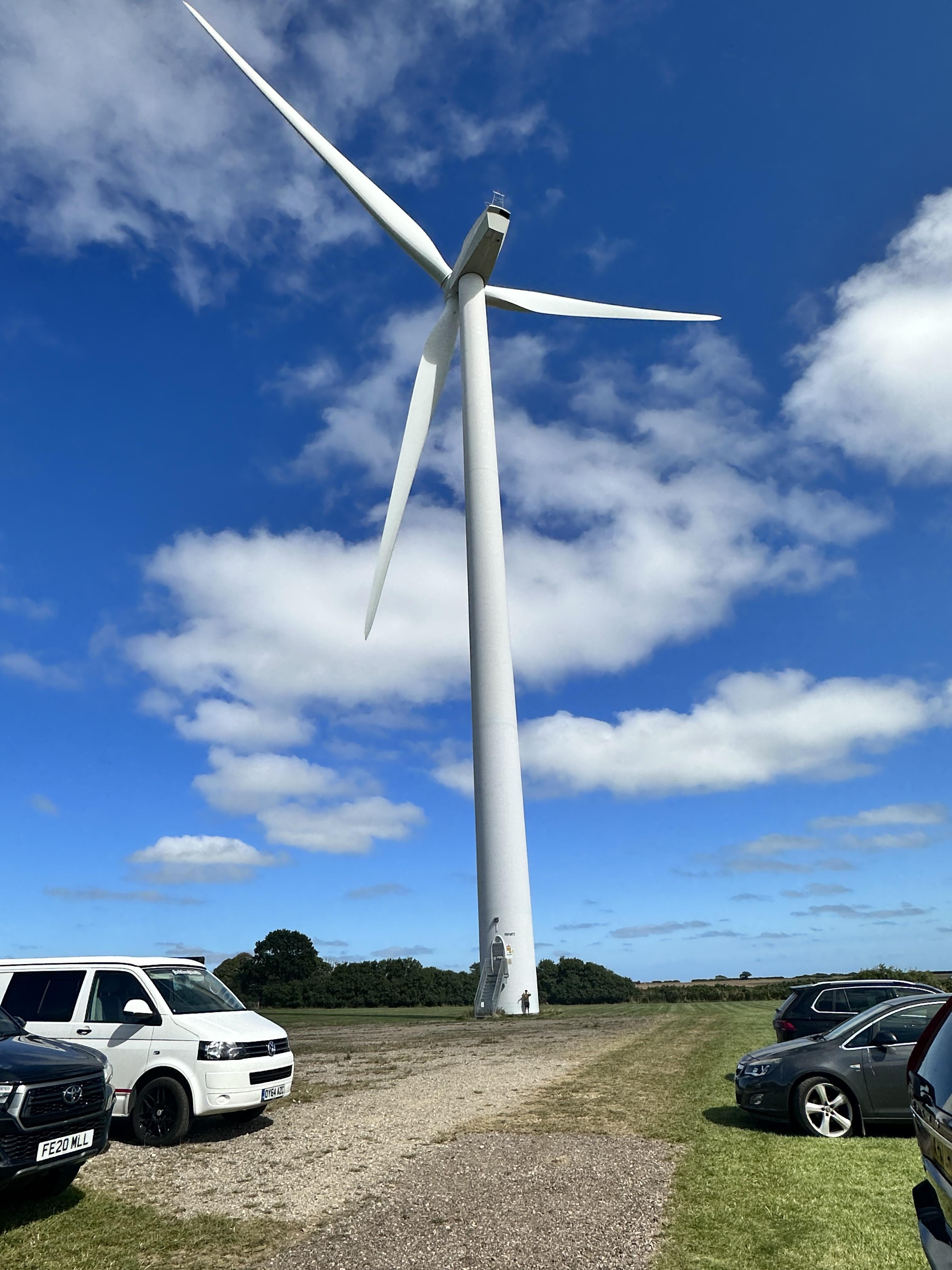 Wind turbine | Scrolller