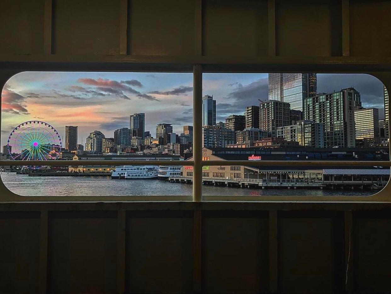 Window seat | Scrolller