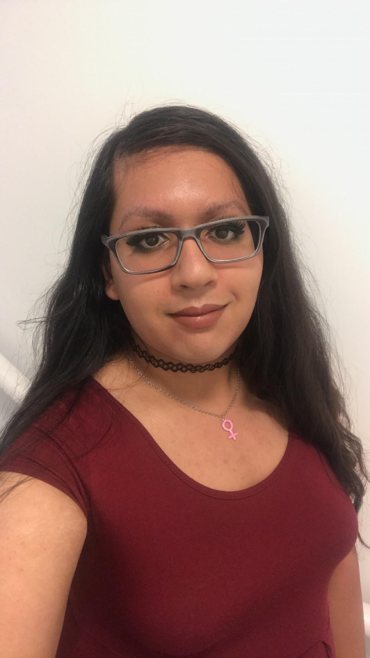 Wine red gurllll :) | Scrolller