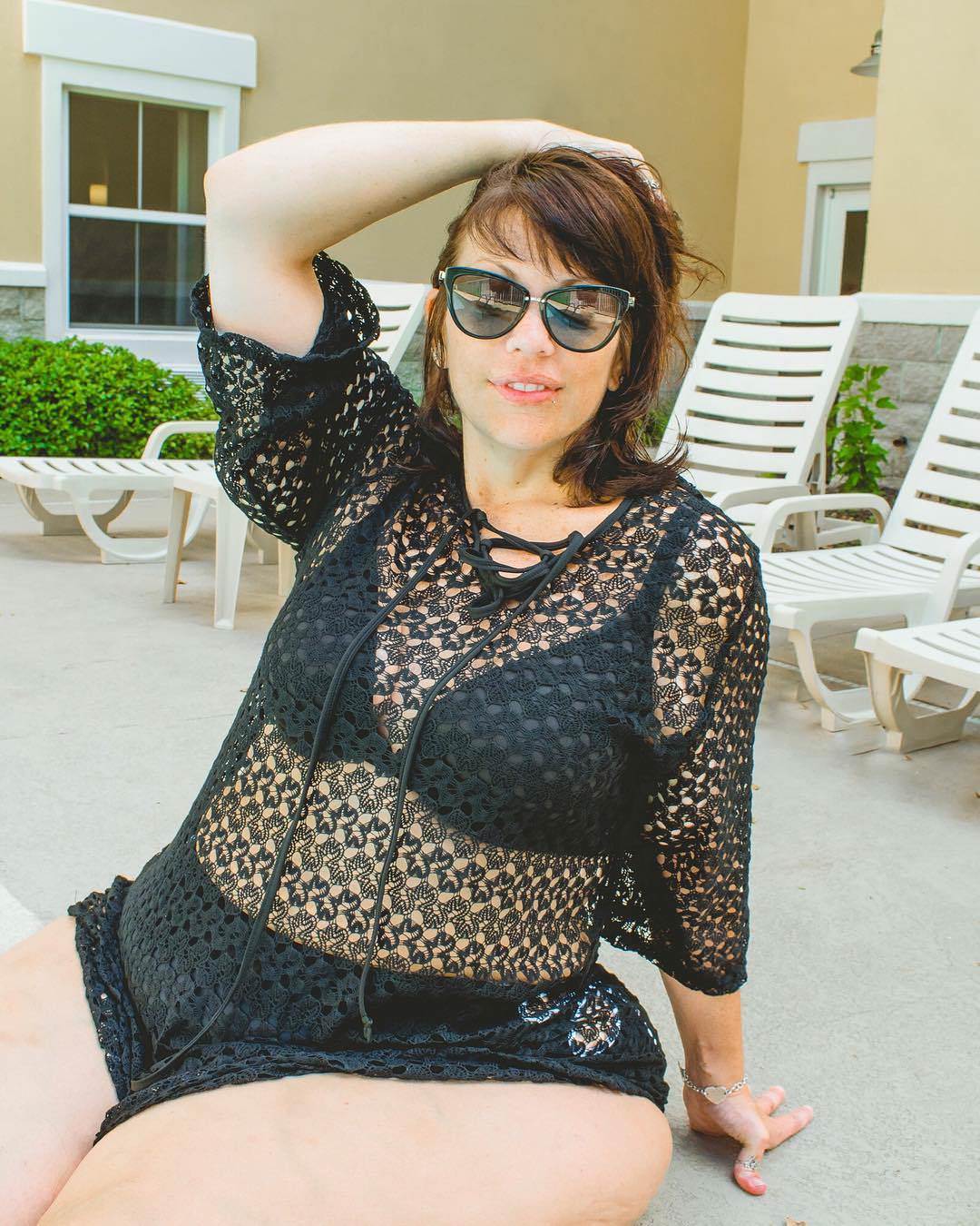 Wish we could see more of her and her massive thighs | Scrolller