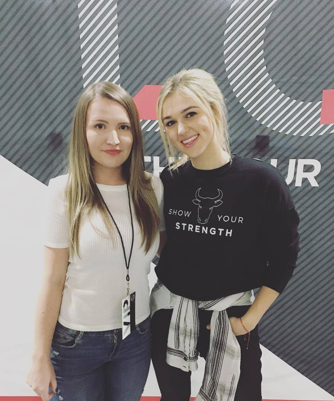 With a fan | Scrolller