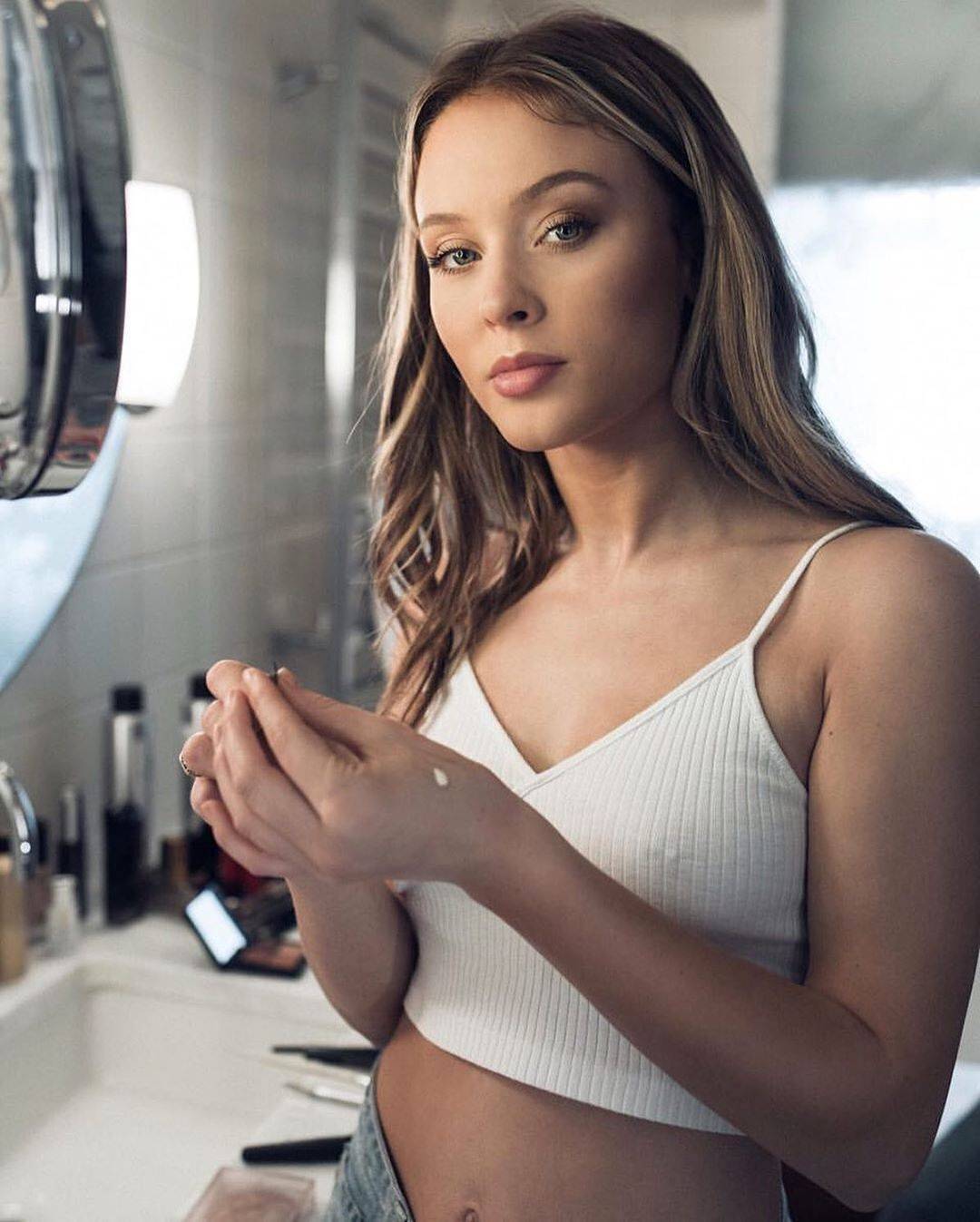 With a slight hint of nip | Scrolller