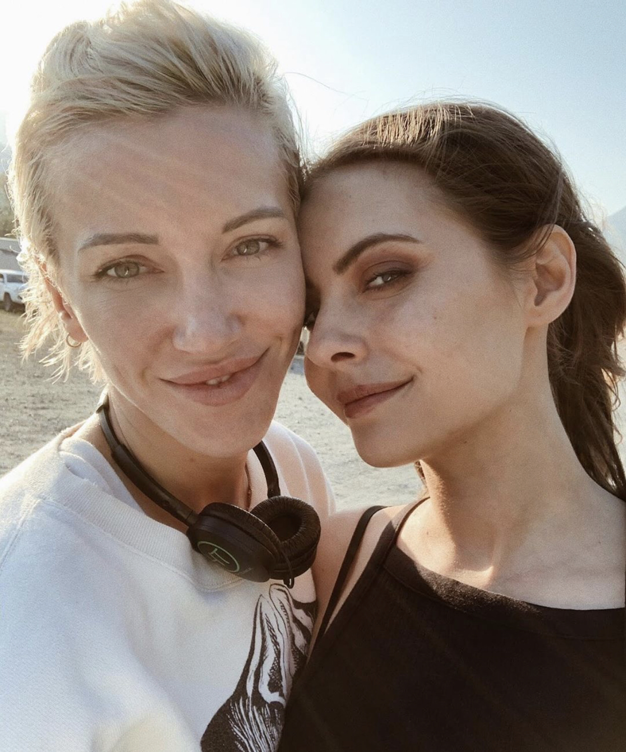 With the beautiful Katie Cassidy | Scrolller