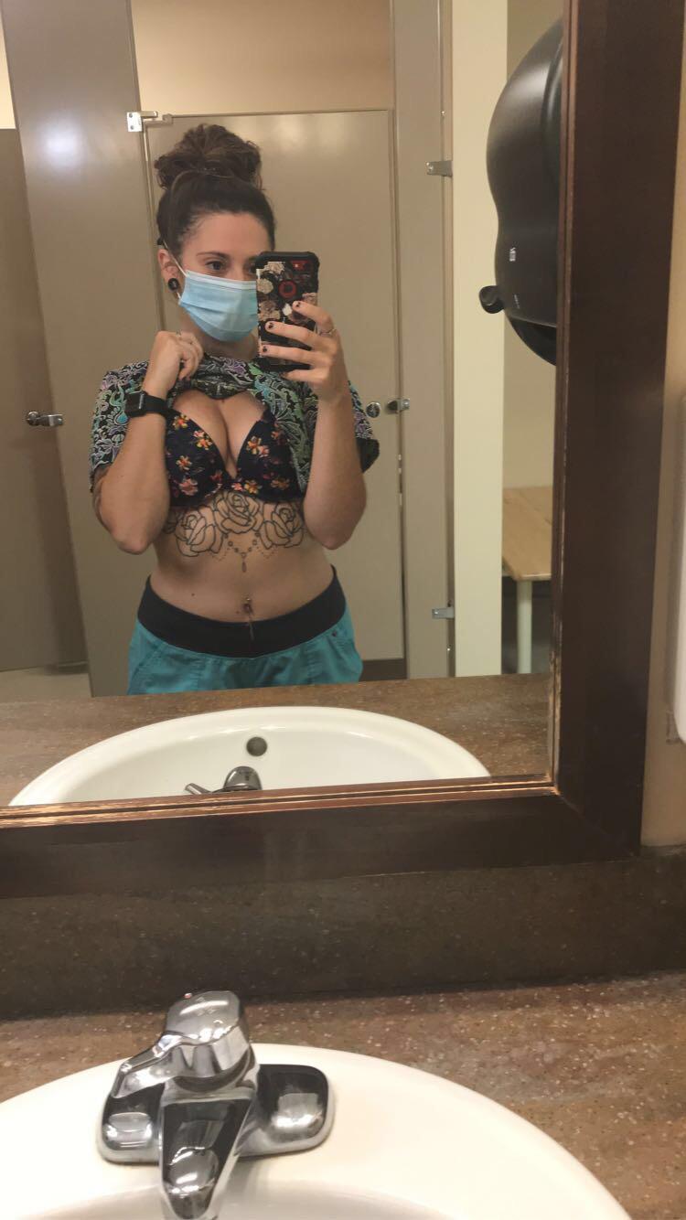 Workin hard or hardly workin ? | Scrolller