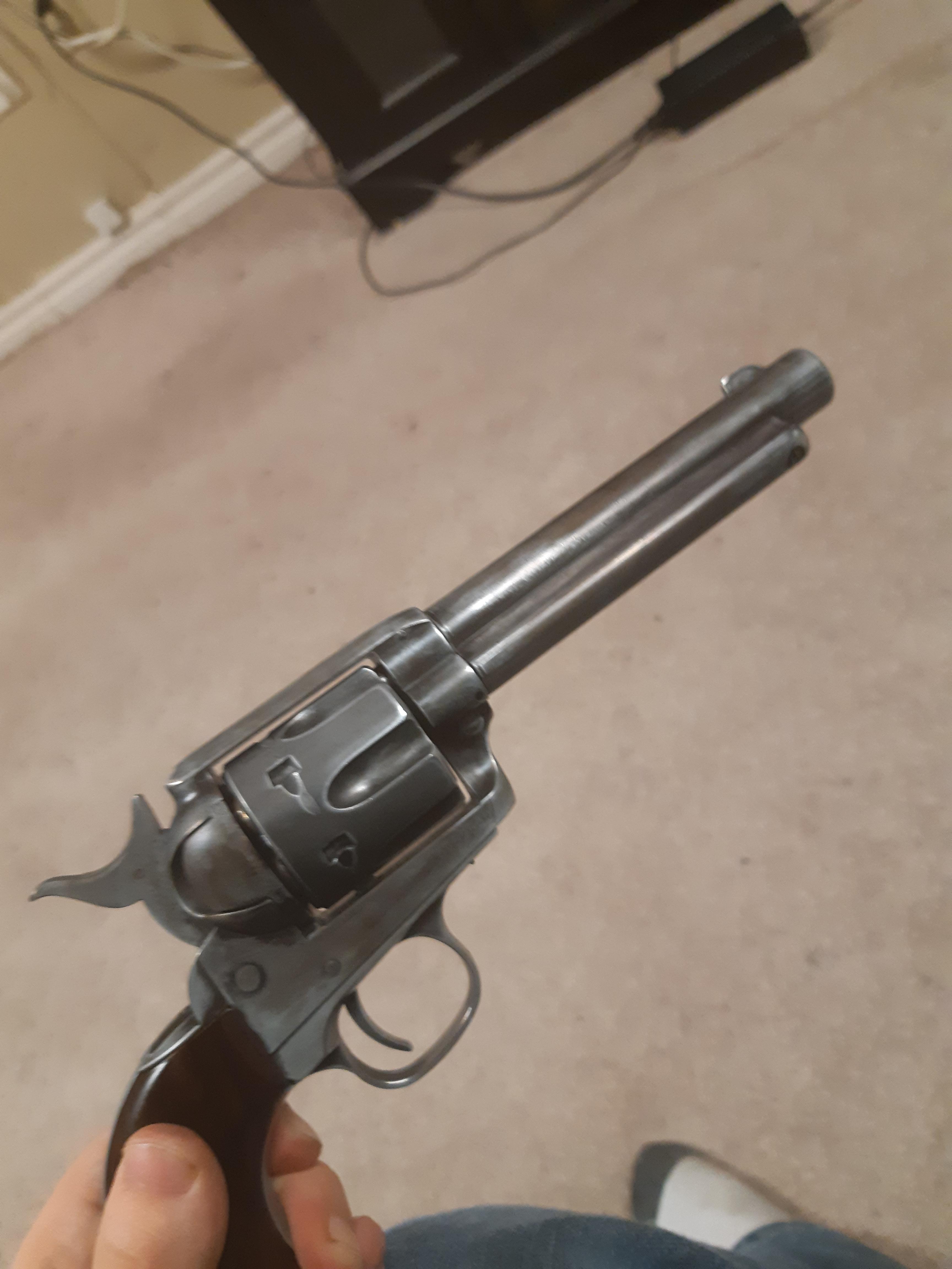 Worn peacemaker | Scrolller