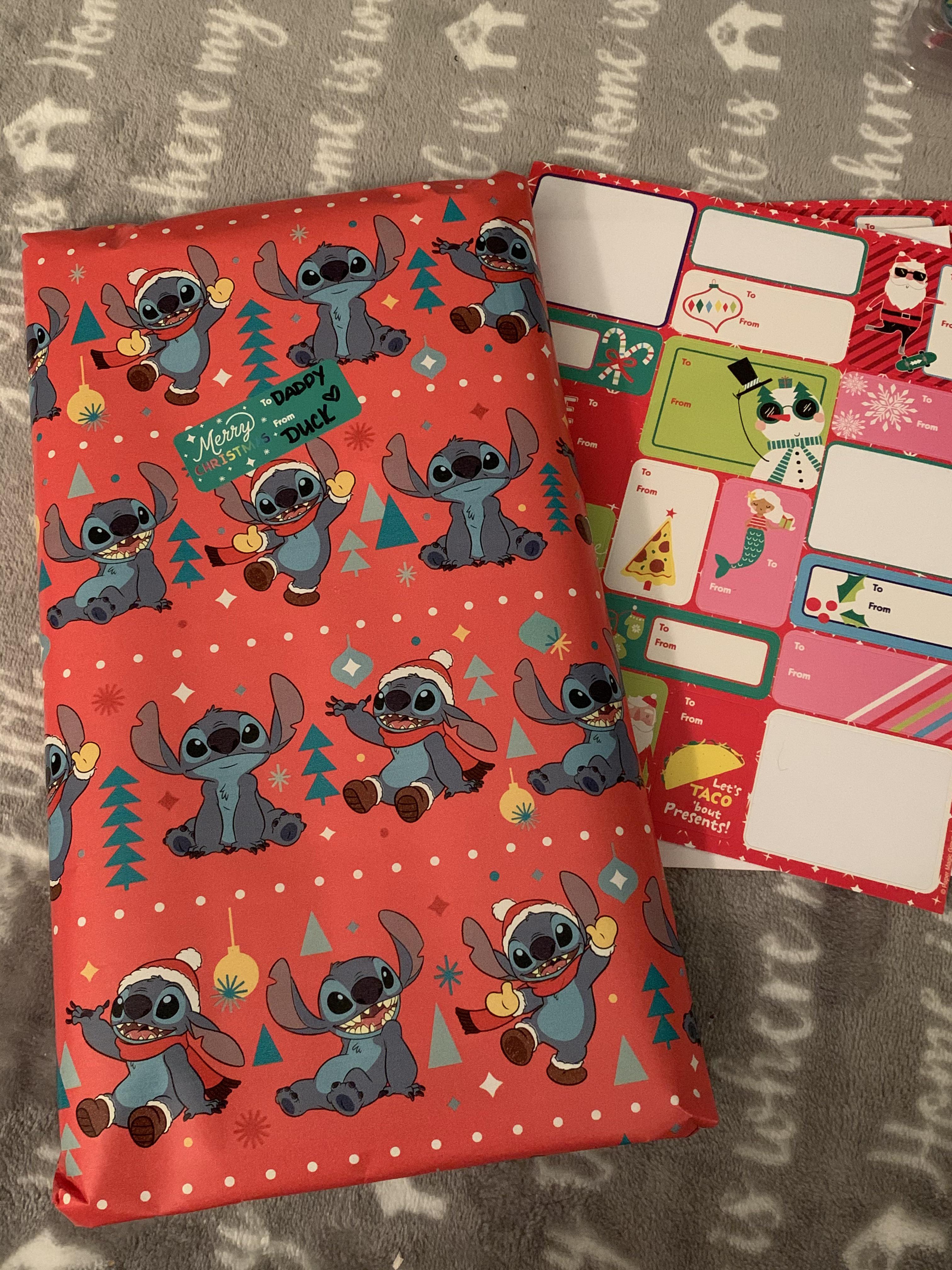 Wrapping Daddy’s presents!! ️ | Scrolller