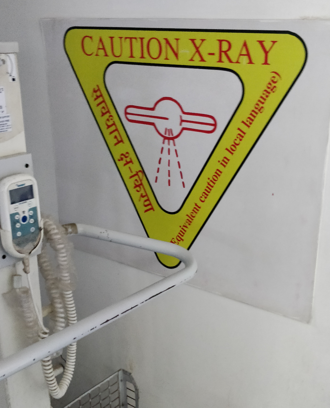 X-ray warning sign | Scrolller