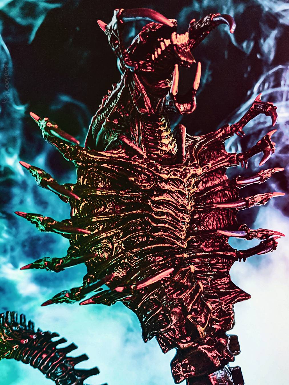 Xeno Snake | Scrolller