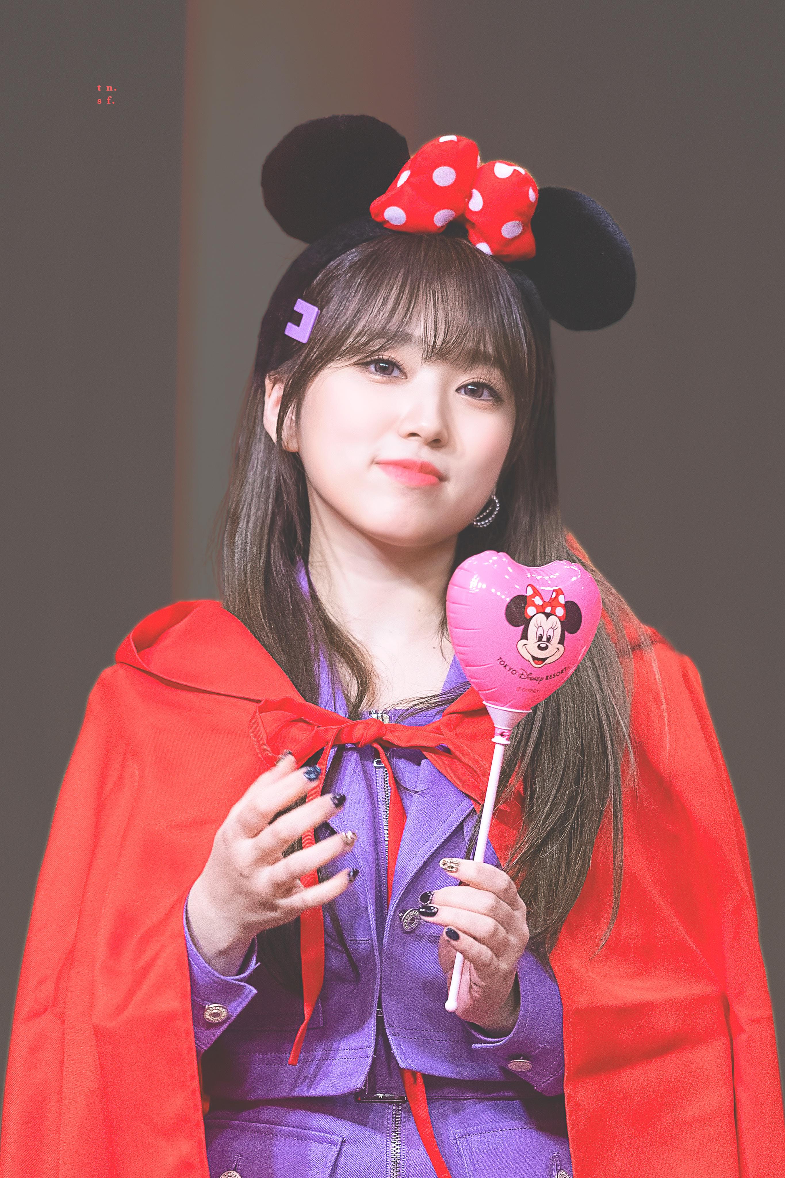 Yabuki Nako | Scrolller