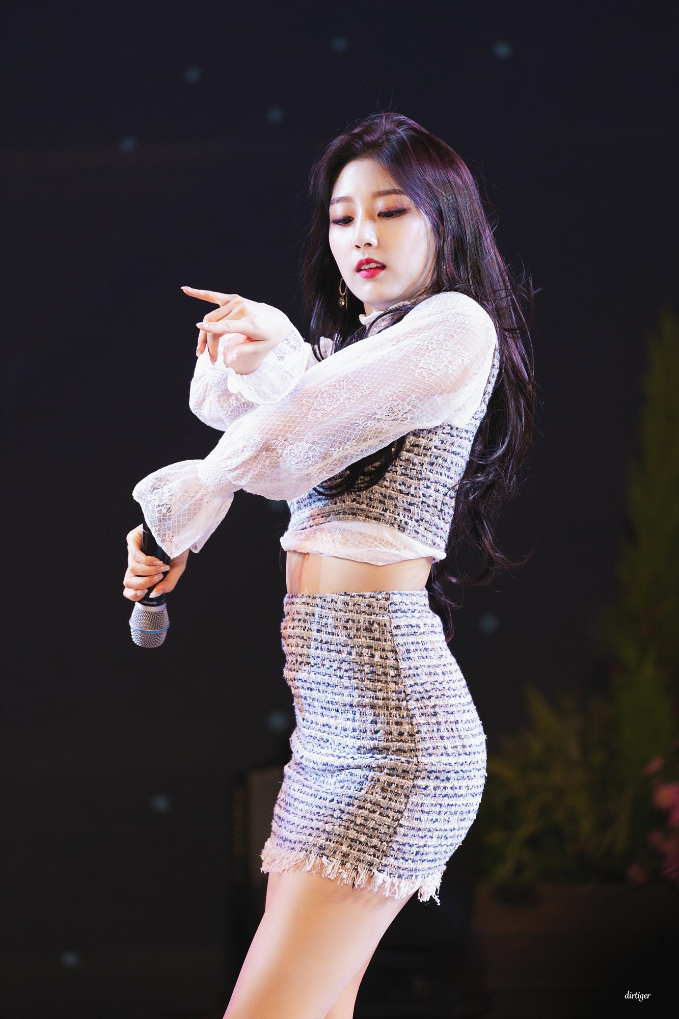 Yein 🤟 | Scrolller