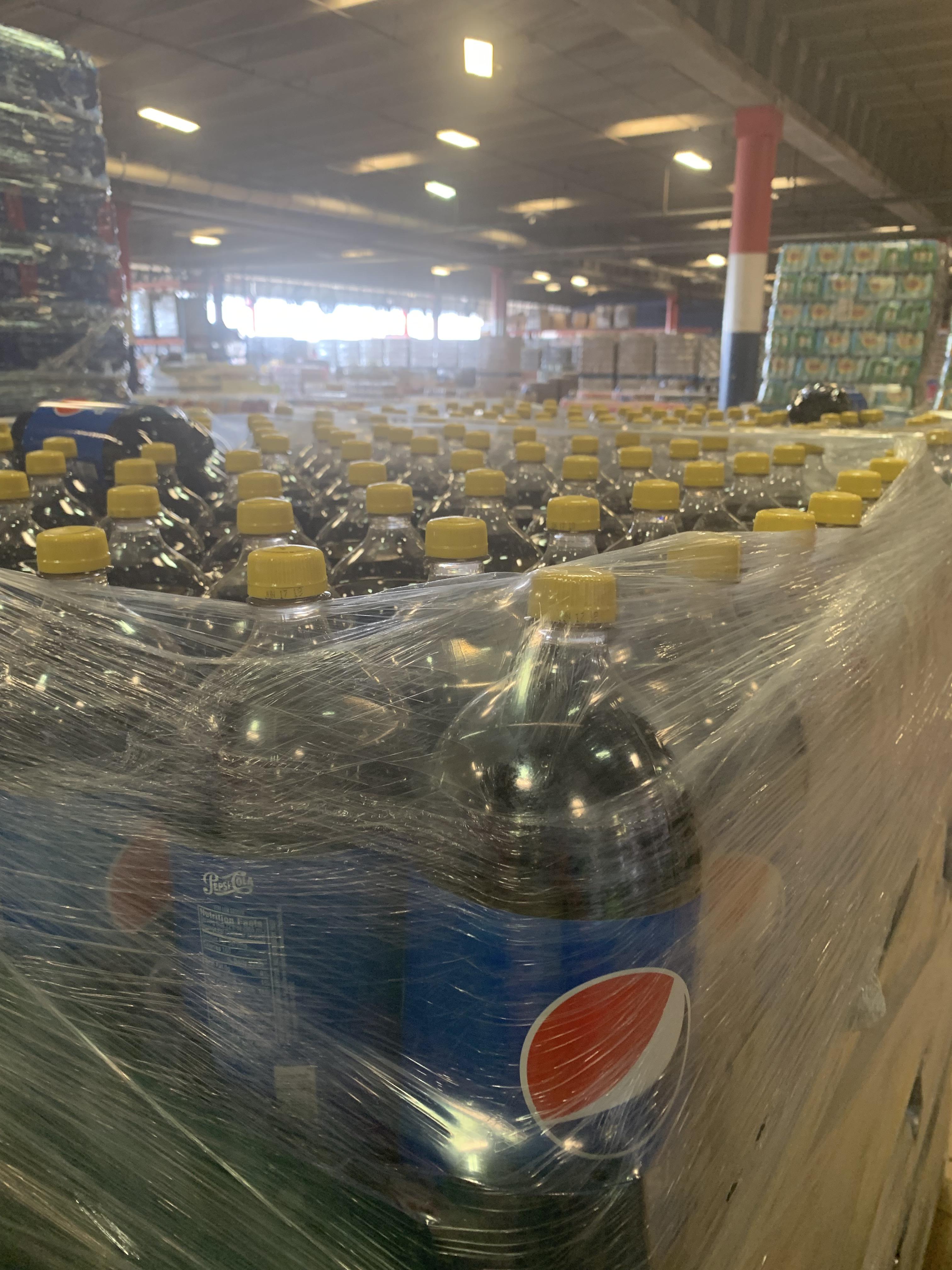 Yellow hats | Scrolller