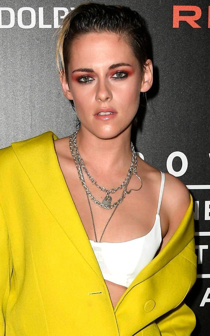 Yellow jacket (couldn't think of a better title) | Scrolller