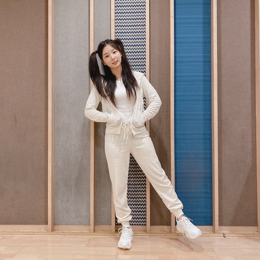 Yeonhee ig 200405 | Scrolller