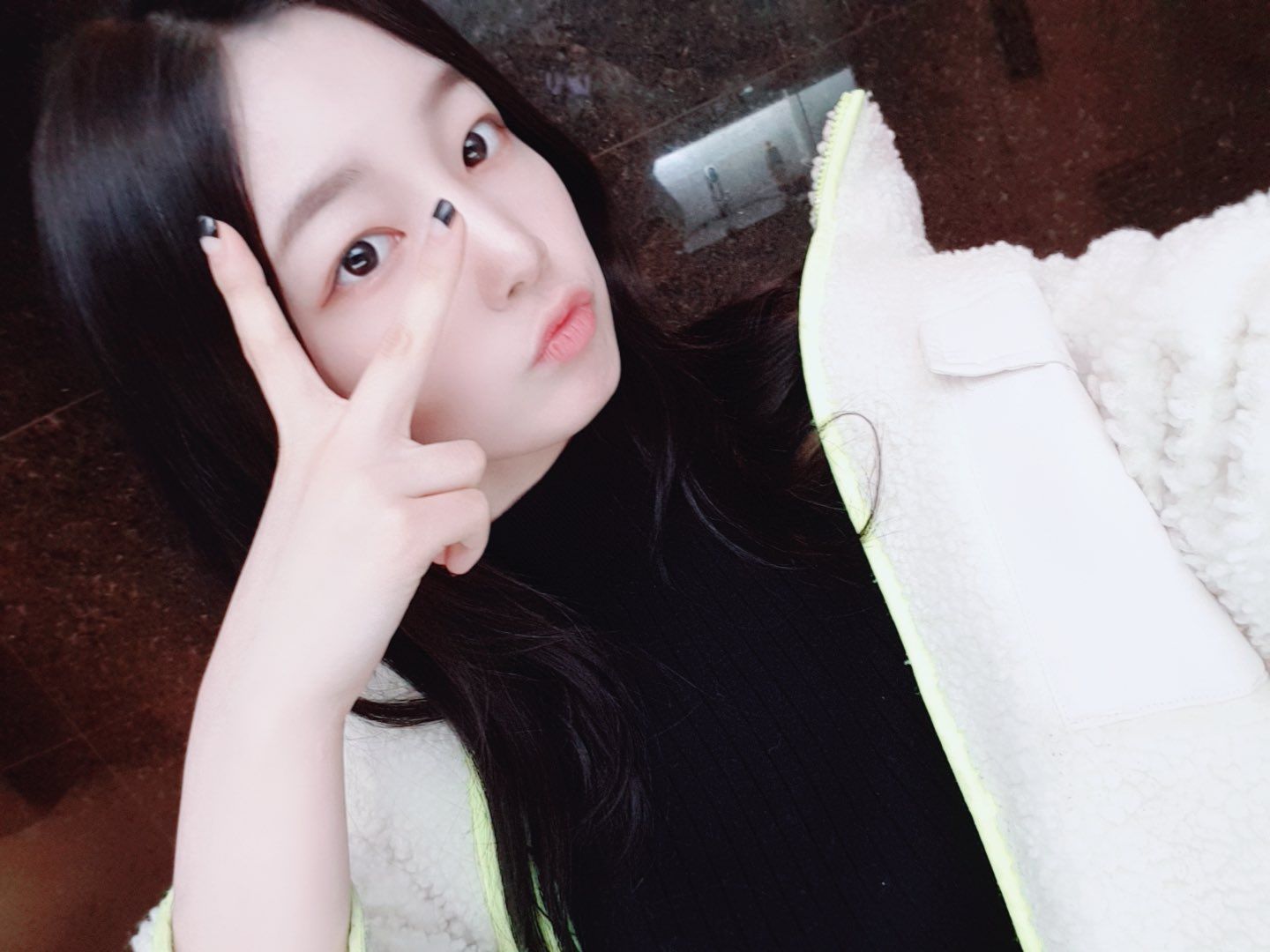 Yeonhee Twitter Update 200325 | Scrolller