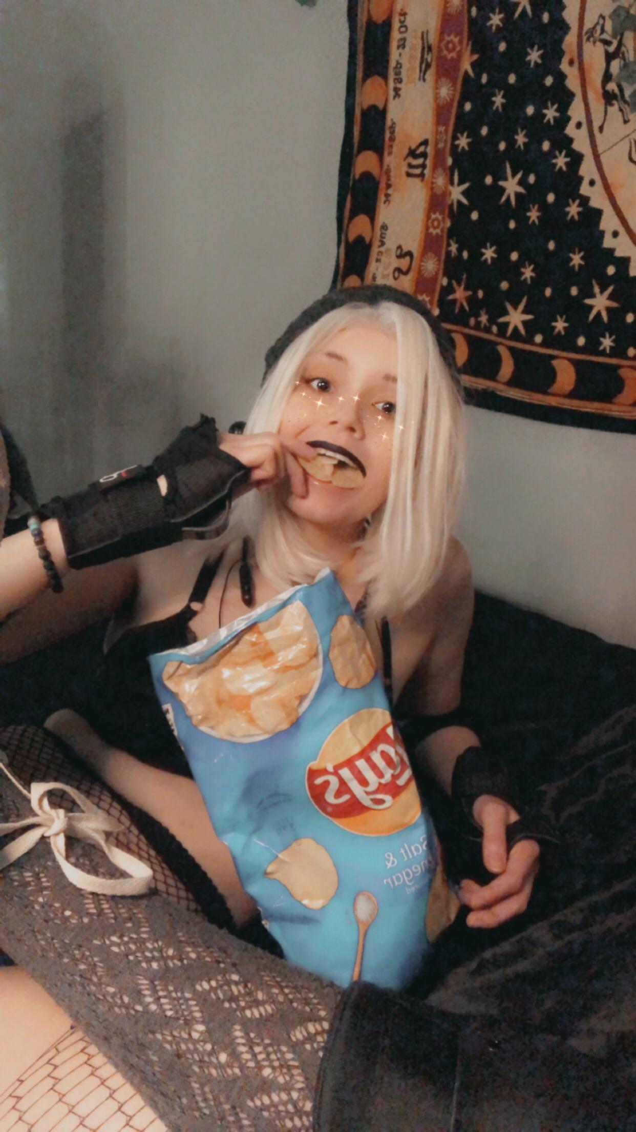 You really getting hard watching me eat? HAHA | Scrolller