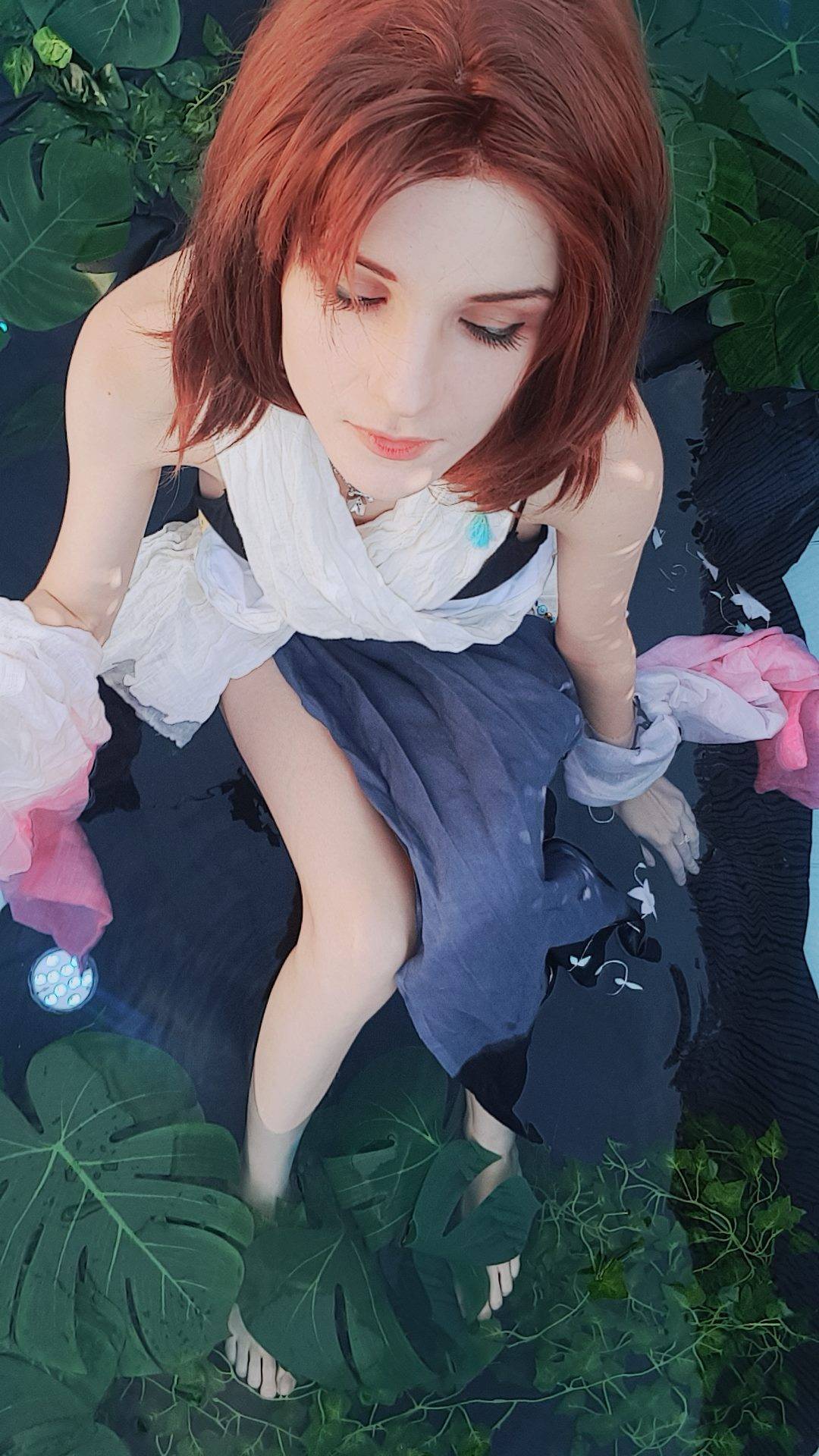 Yuna pool selfie teaser! | Scrolller