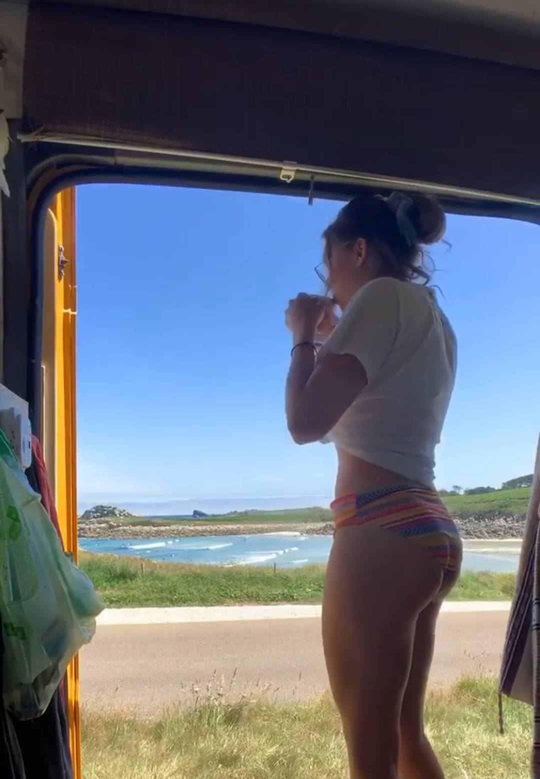 Yvonne Insta "Geiler Arsch 2" | Scrolller