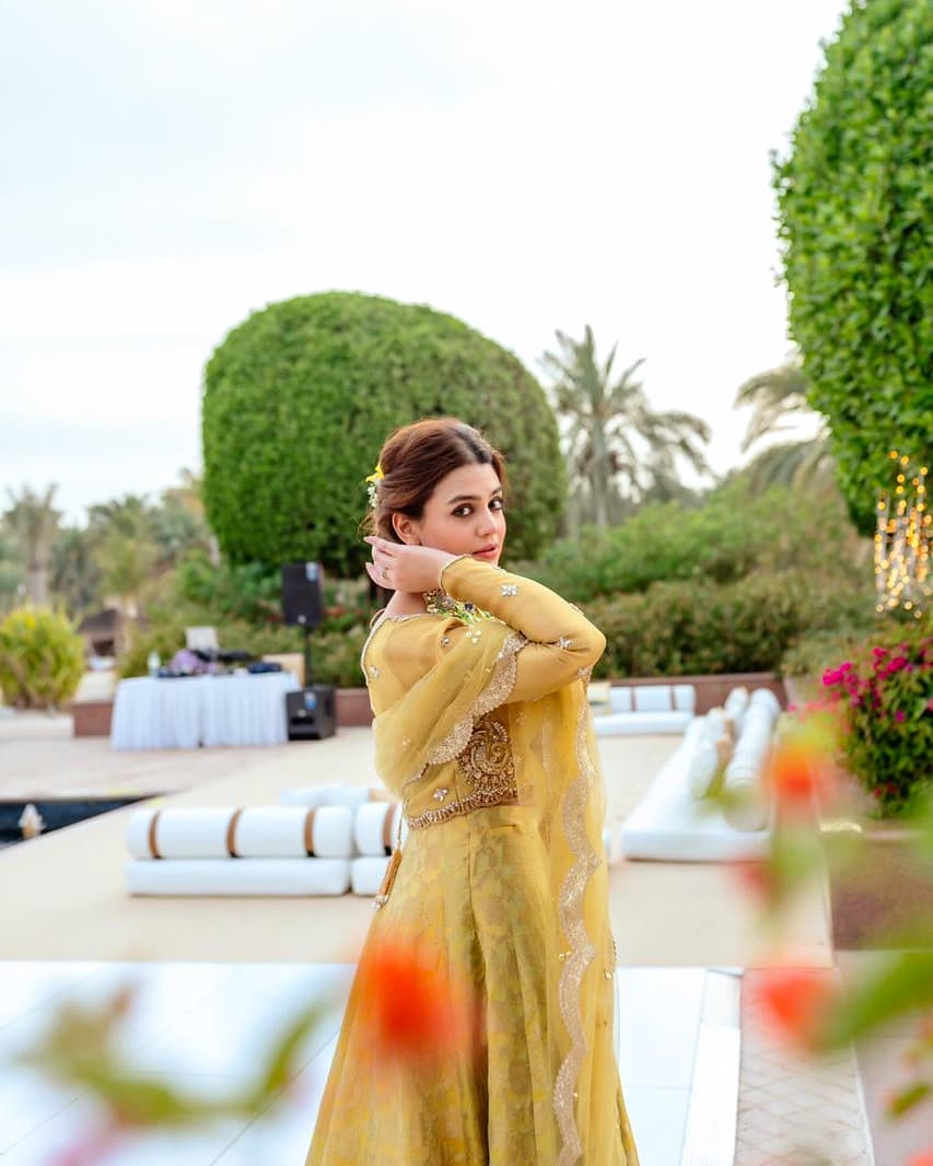 Zara Noor Abbas | Scrolller