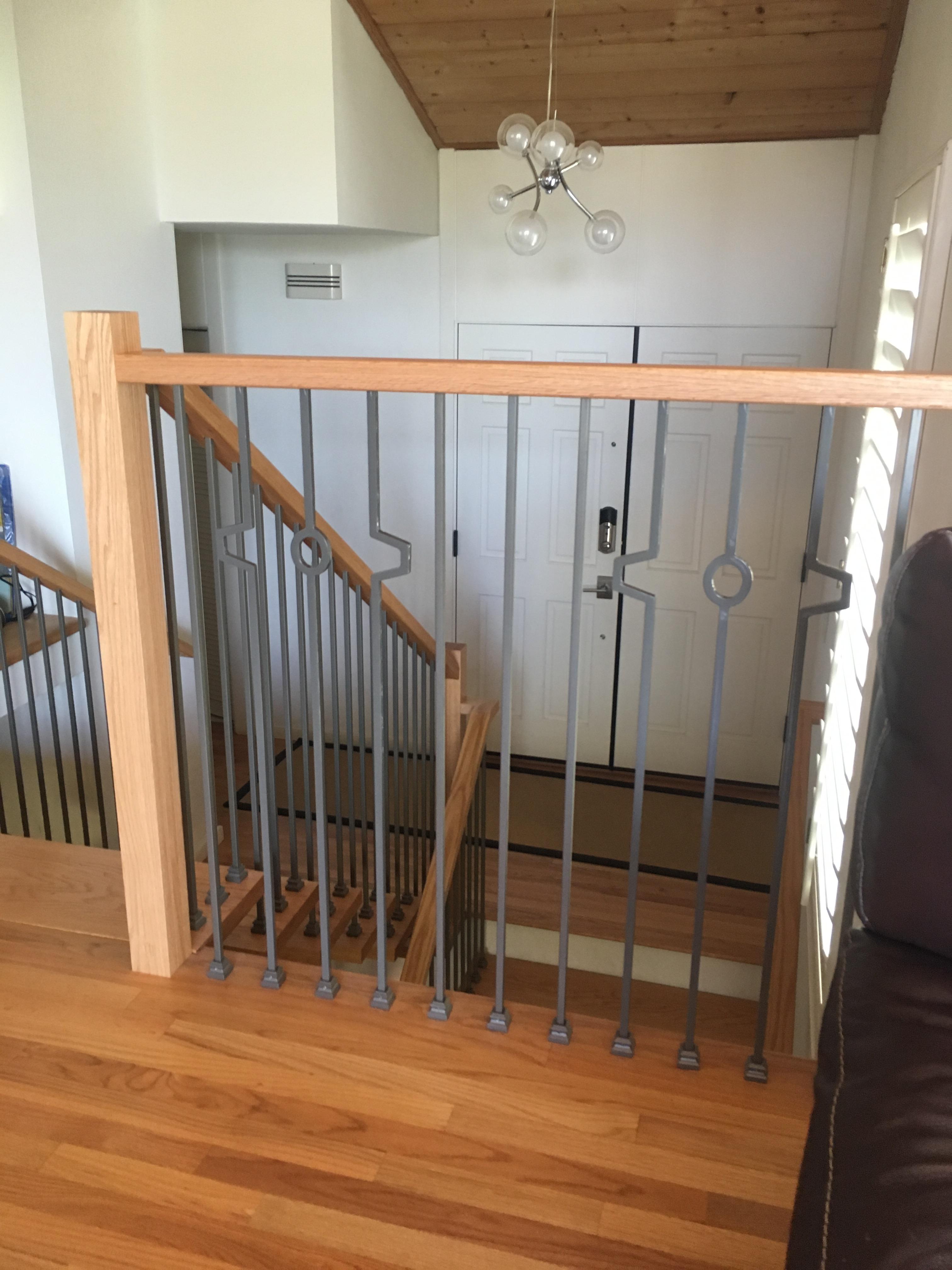 Zohar stair railings | Scrolller