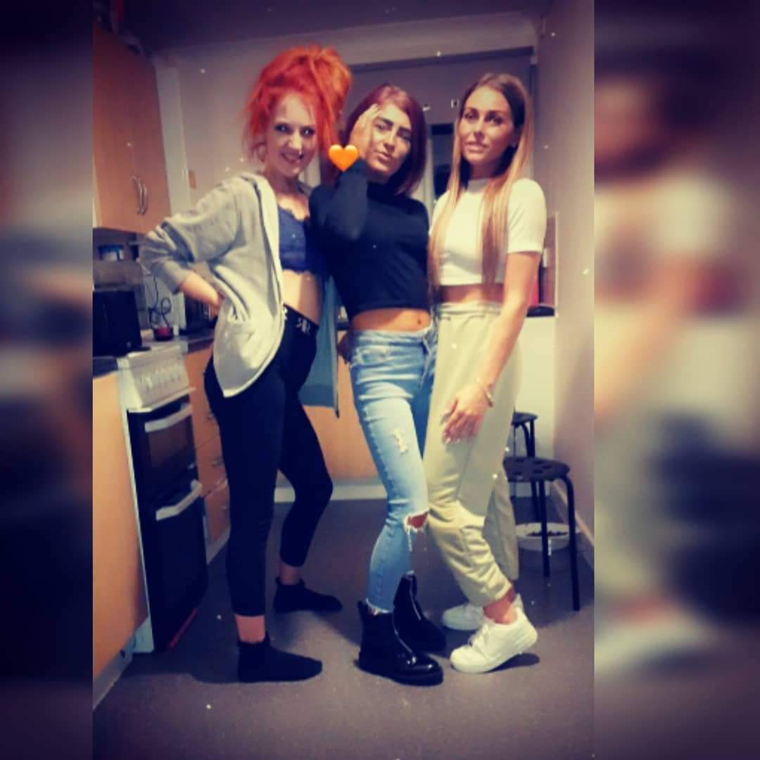 3 Insane Chavs, the Redhead is 🔥🔥🔥 | Scrolller