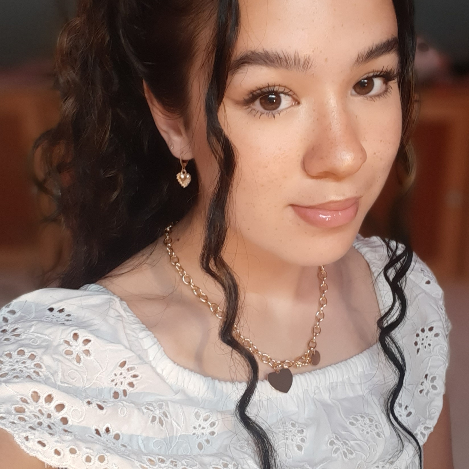 [17] in love with this necklace:')) | Scrolller