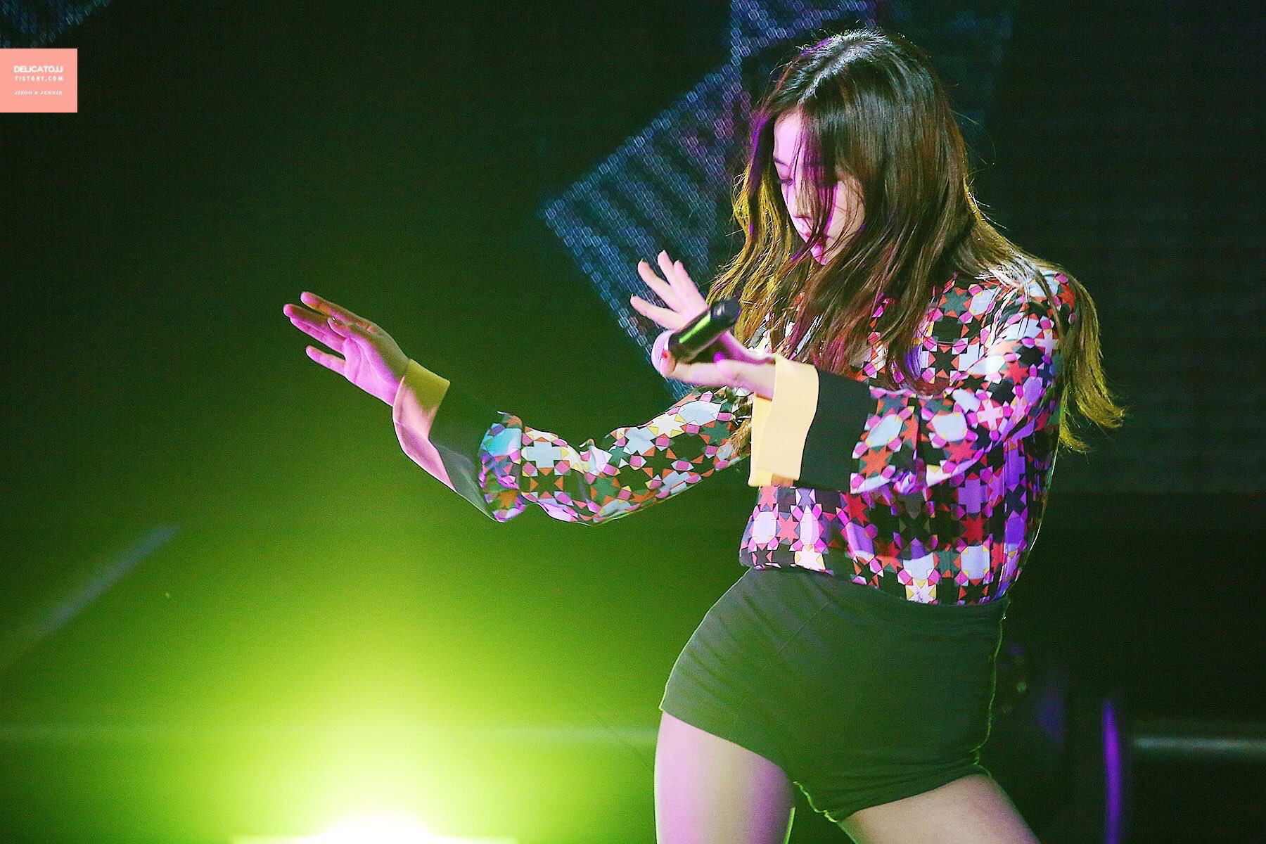 170514 Jisoo | Scrolller