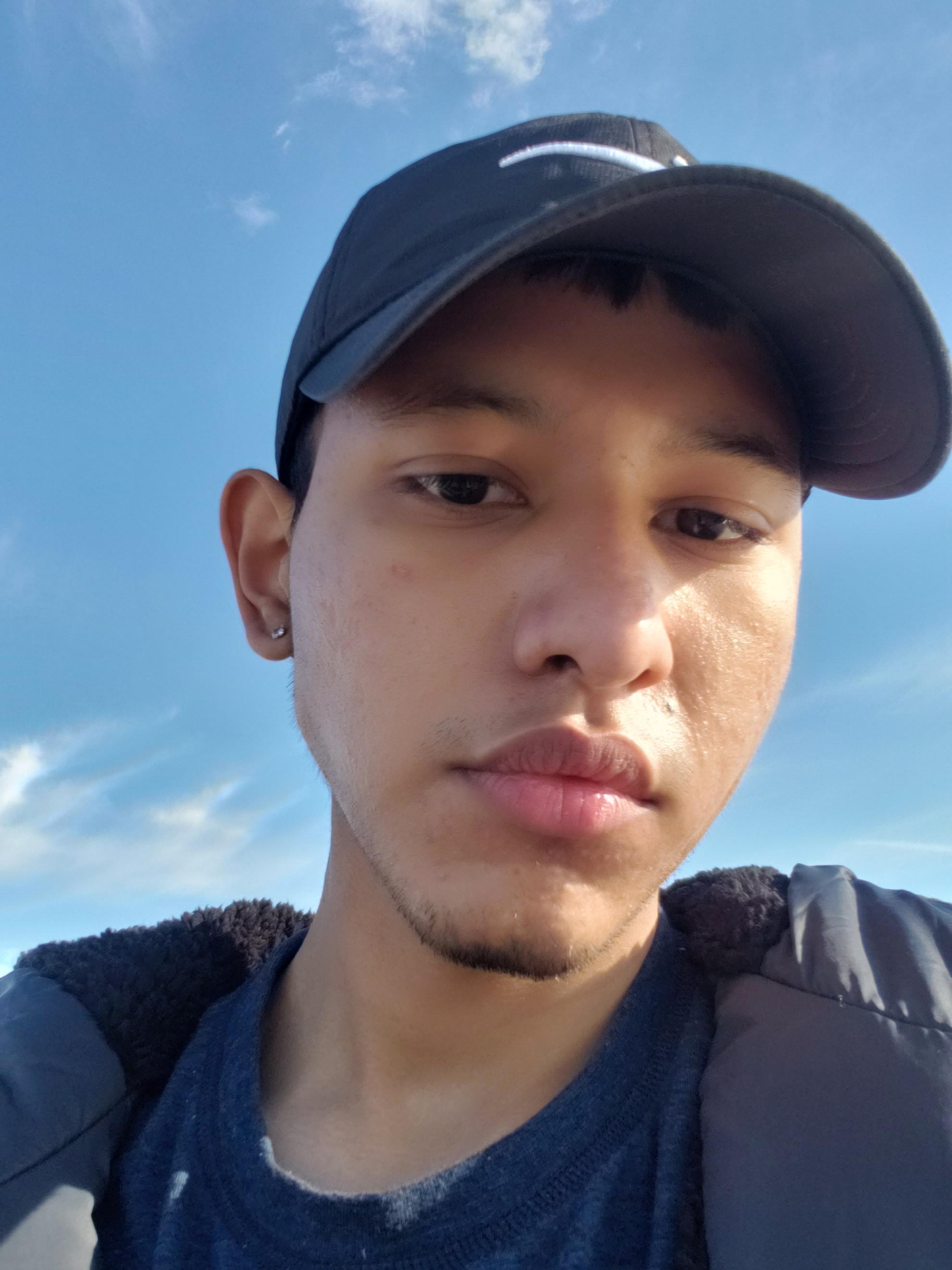 [17M] am i ugly? | Scrolller