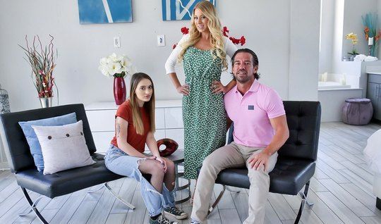 🔞 18+ Mom and Dad Teaches me how to F*ck | Scrolller