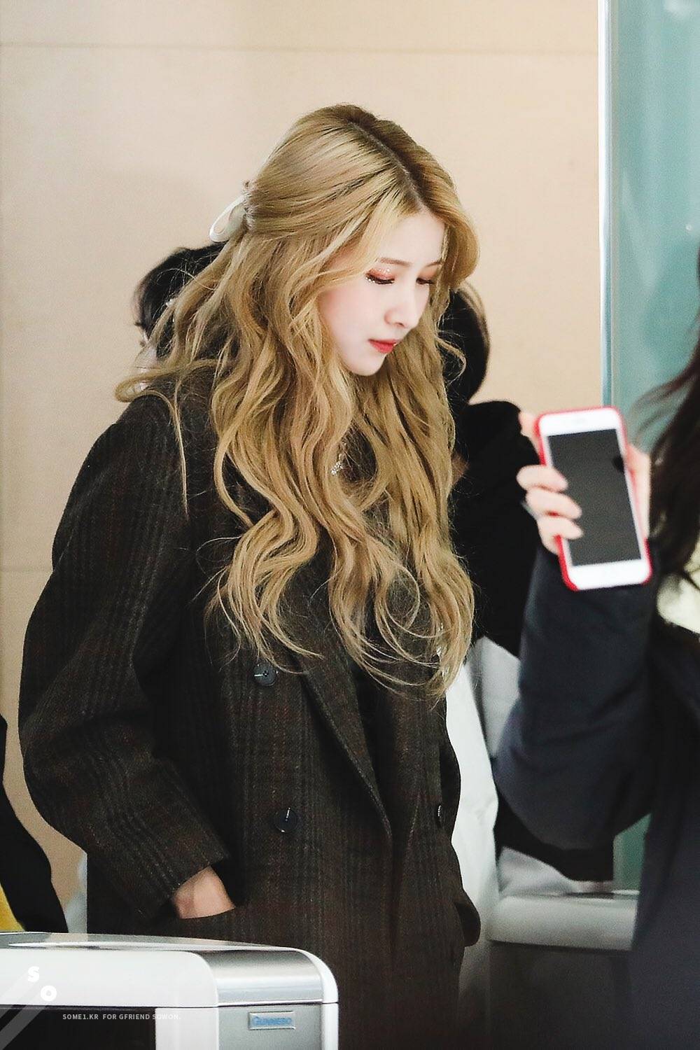 190125 Sowon | Scrolller