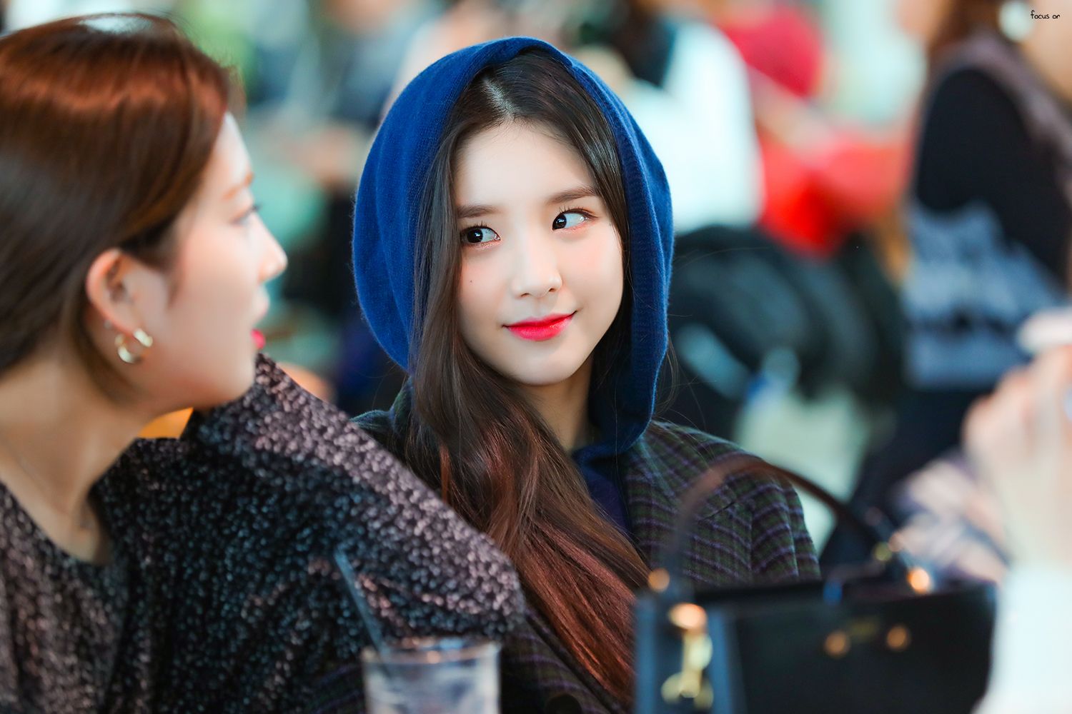 191124 Heejin by Focus On | Scrolller