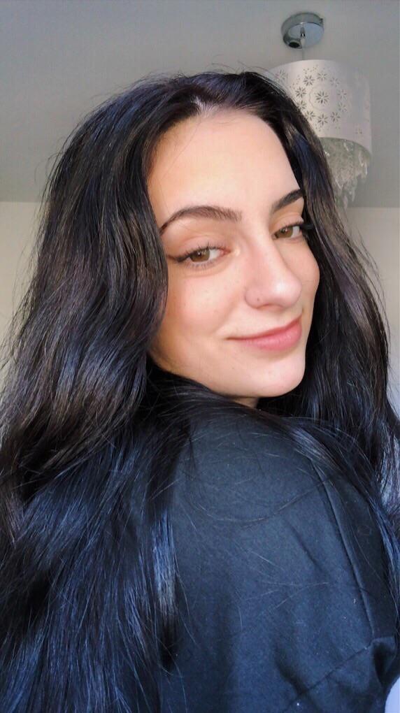 19F // 5’2 // Cute or Hot?? | Scrolller