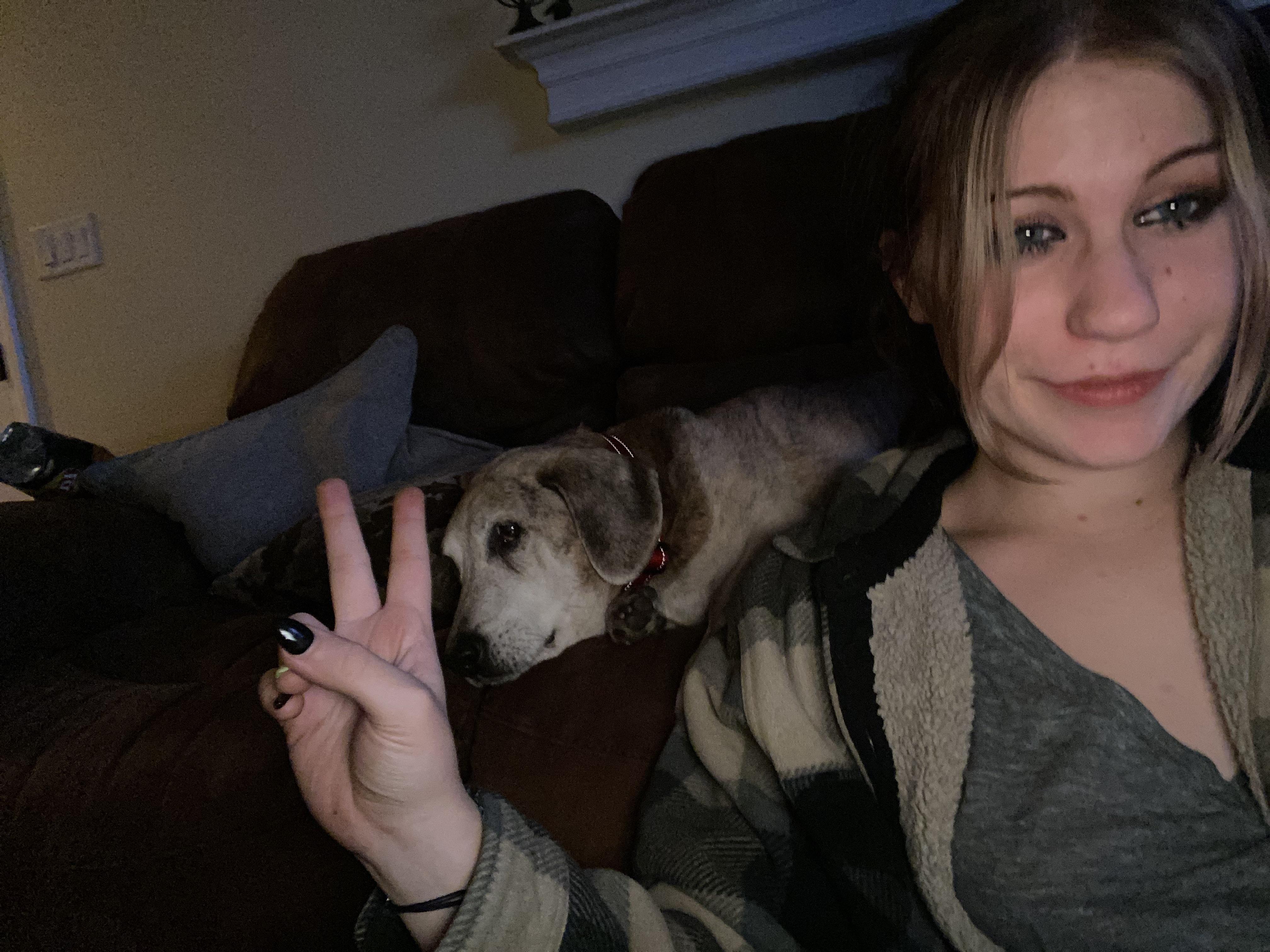 19f and old fart dog | Scrolller