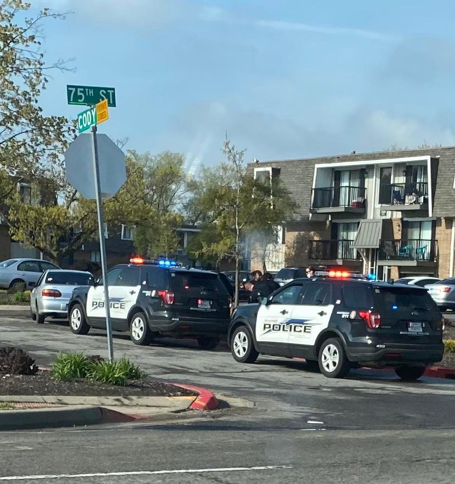 2 Shawnee, Kansas FPIU’s on a traffic stop | Scrolller