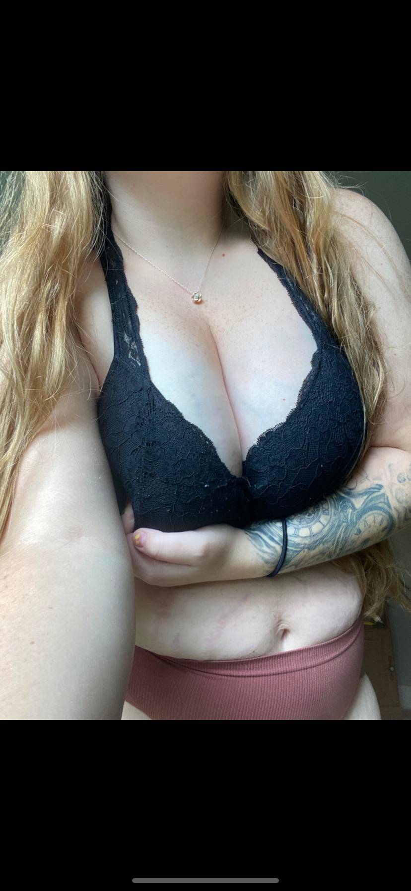 My arms tired, want to hold these full jugs for me?😛 | Scrolller