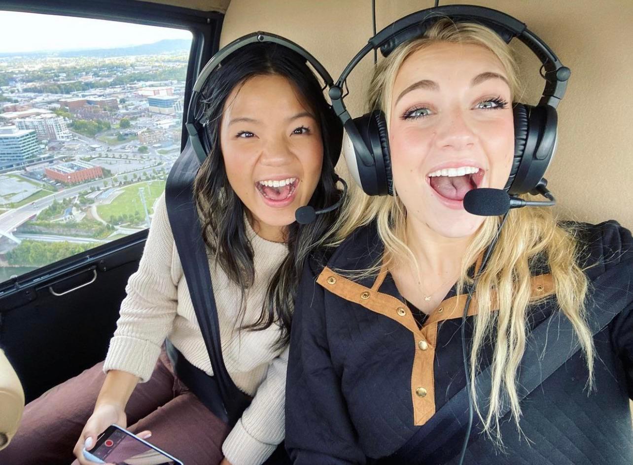 [2] which one? | Scrolller