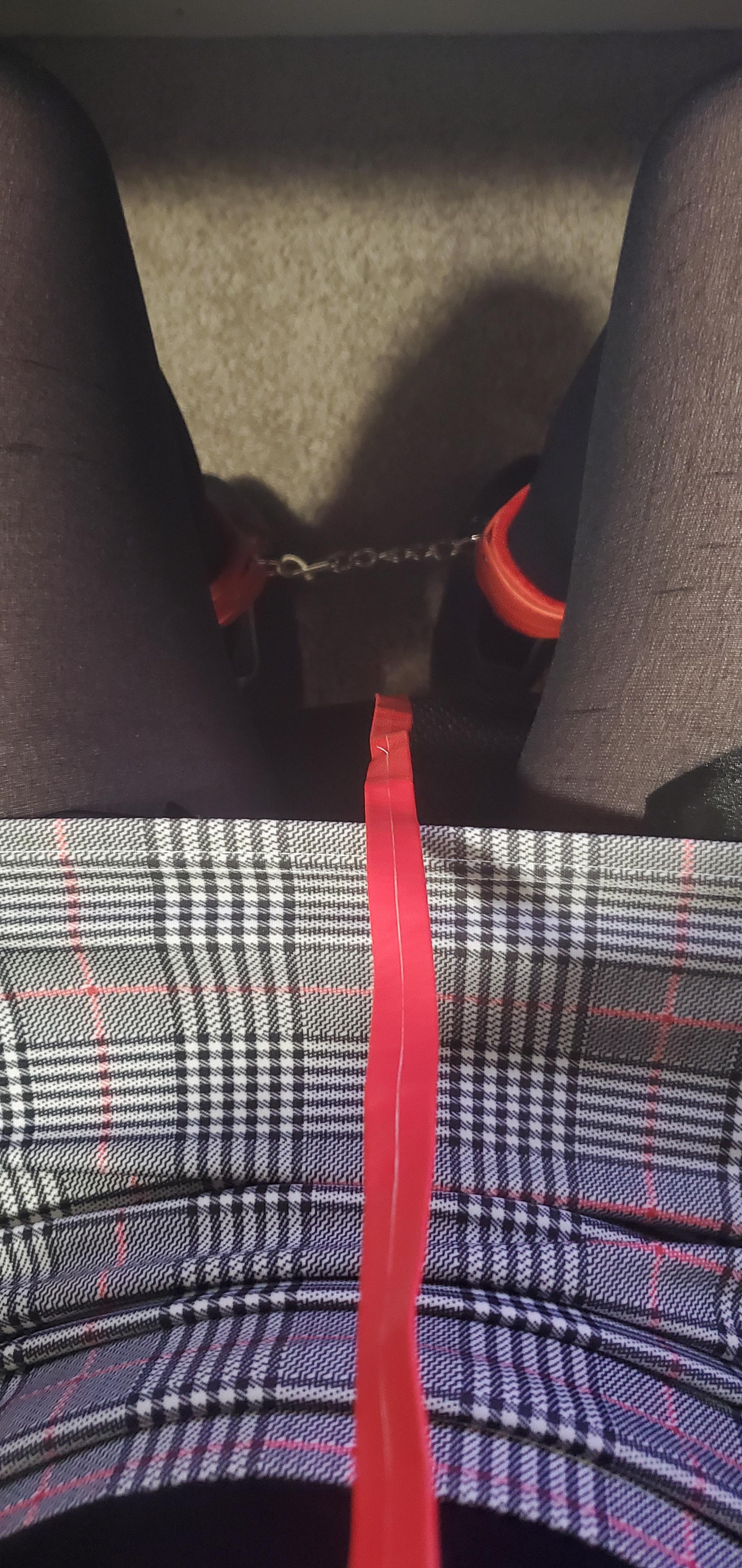 20 sissy atl. Love to be tied while watching hypno. Looking for daddy online or irl | Scrolller