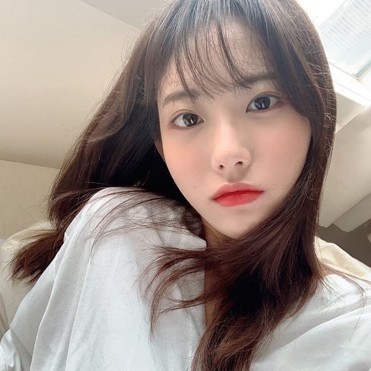 [200821] WJSN Luda Instagram Update - Luda is sad | Scrolller