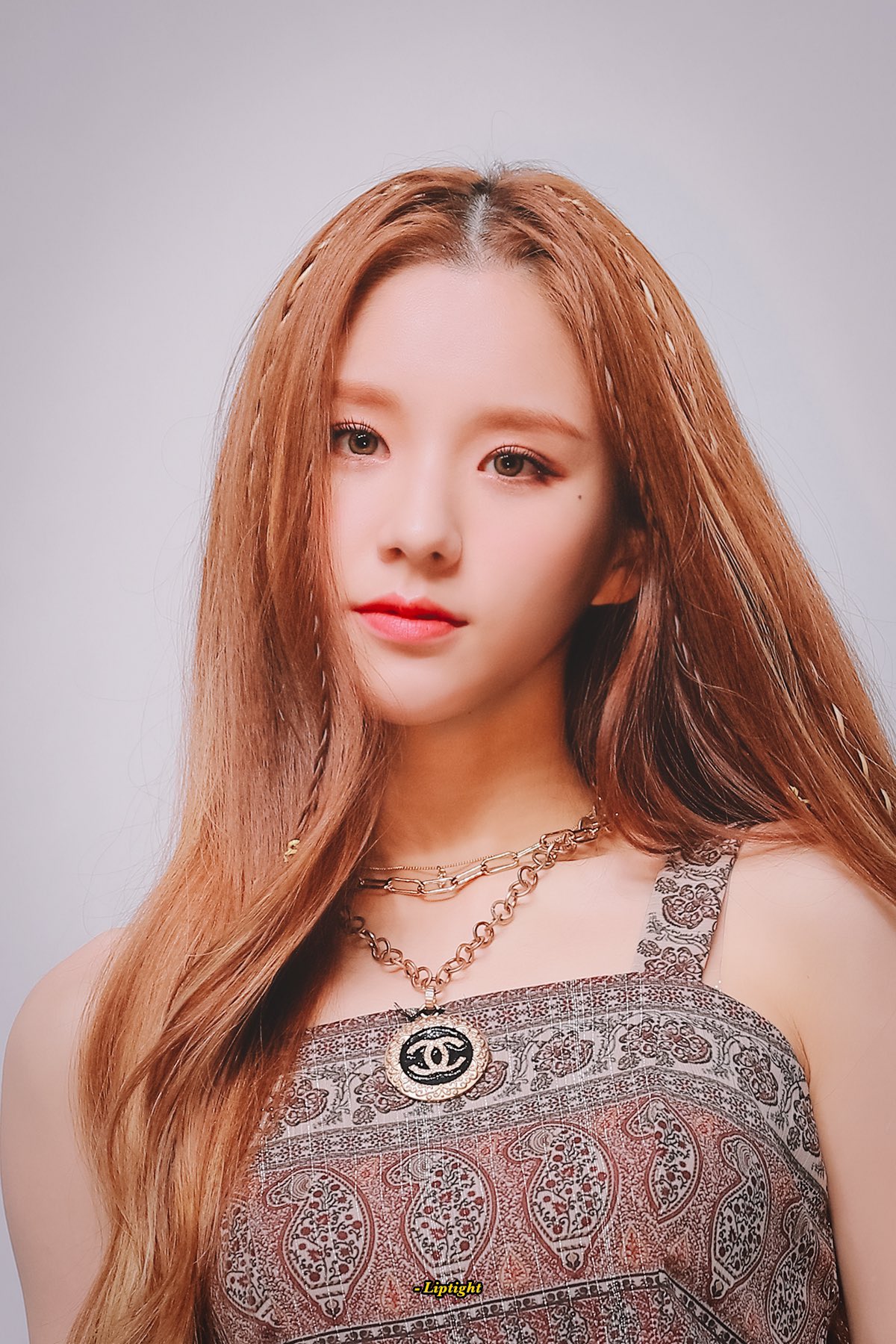 201019 Heejin by Liptight | Scrolller