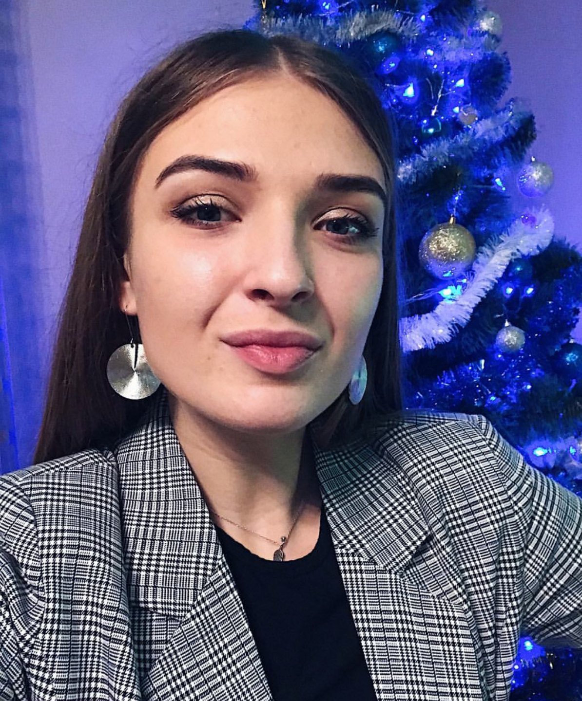 20F face here | Scrolller