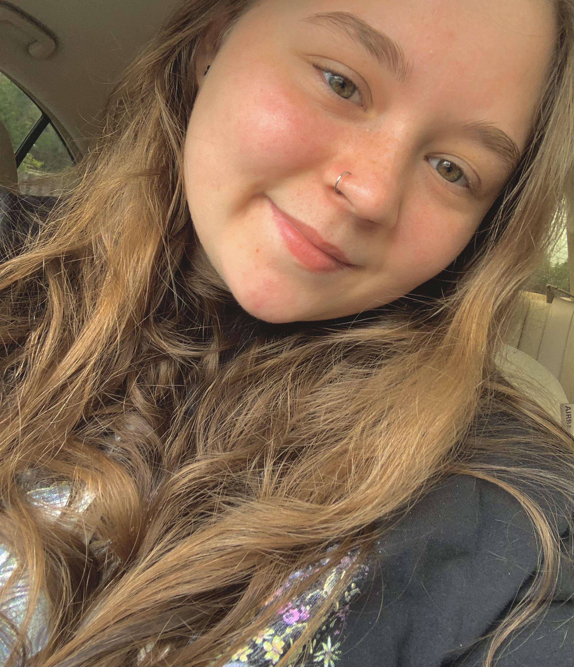 20F. Just me being happy ☺️ | Scrolller