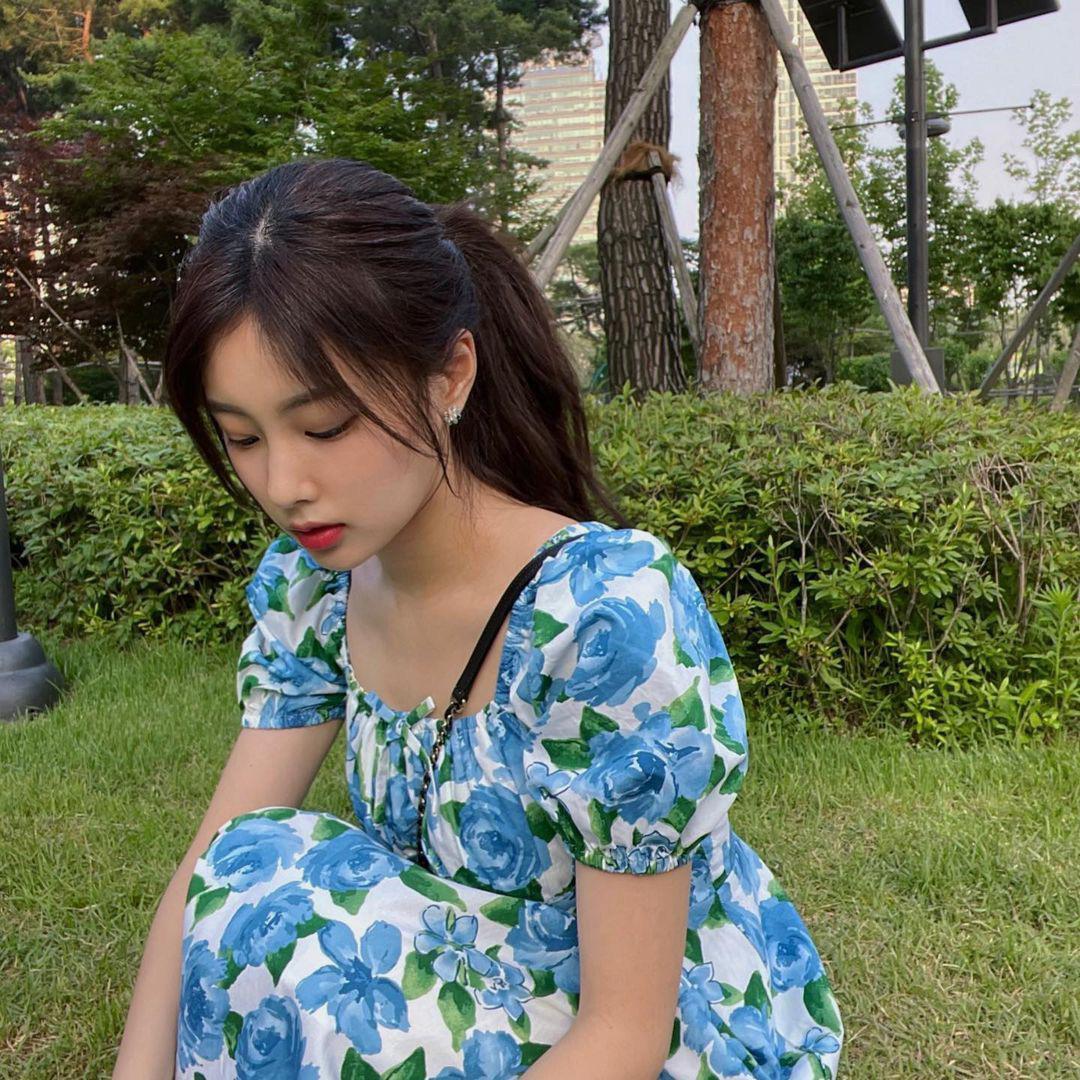 210620 Kang Hyewon Instagram Update | Scrolller