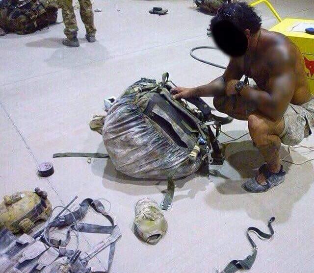 SAS A SQN Operator | Scrolller