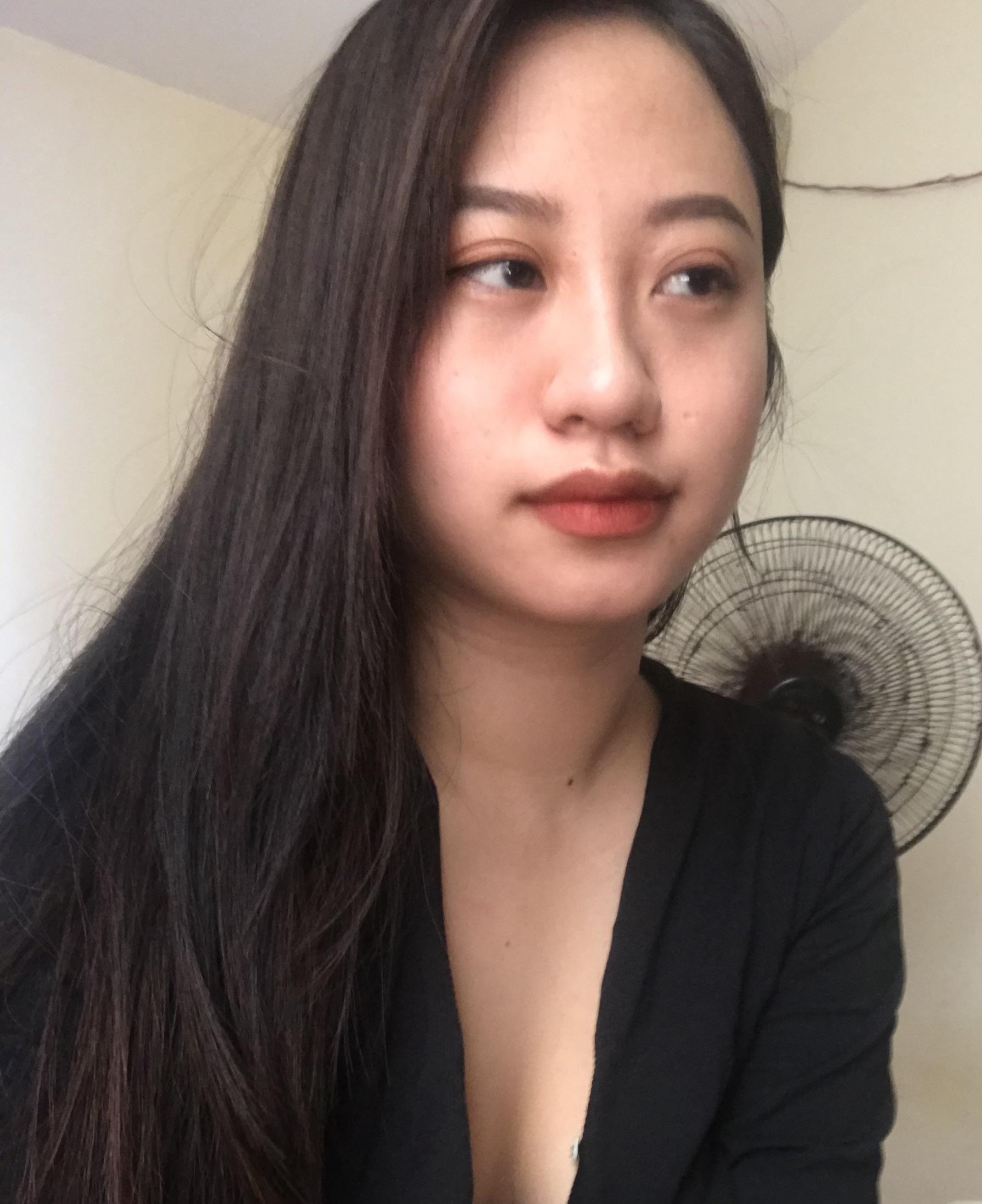 22 years old Vietnamese. | Scrolller