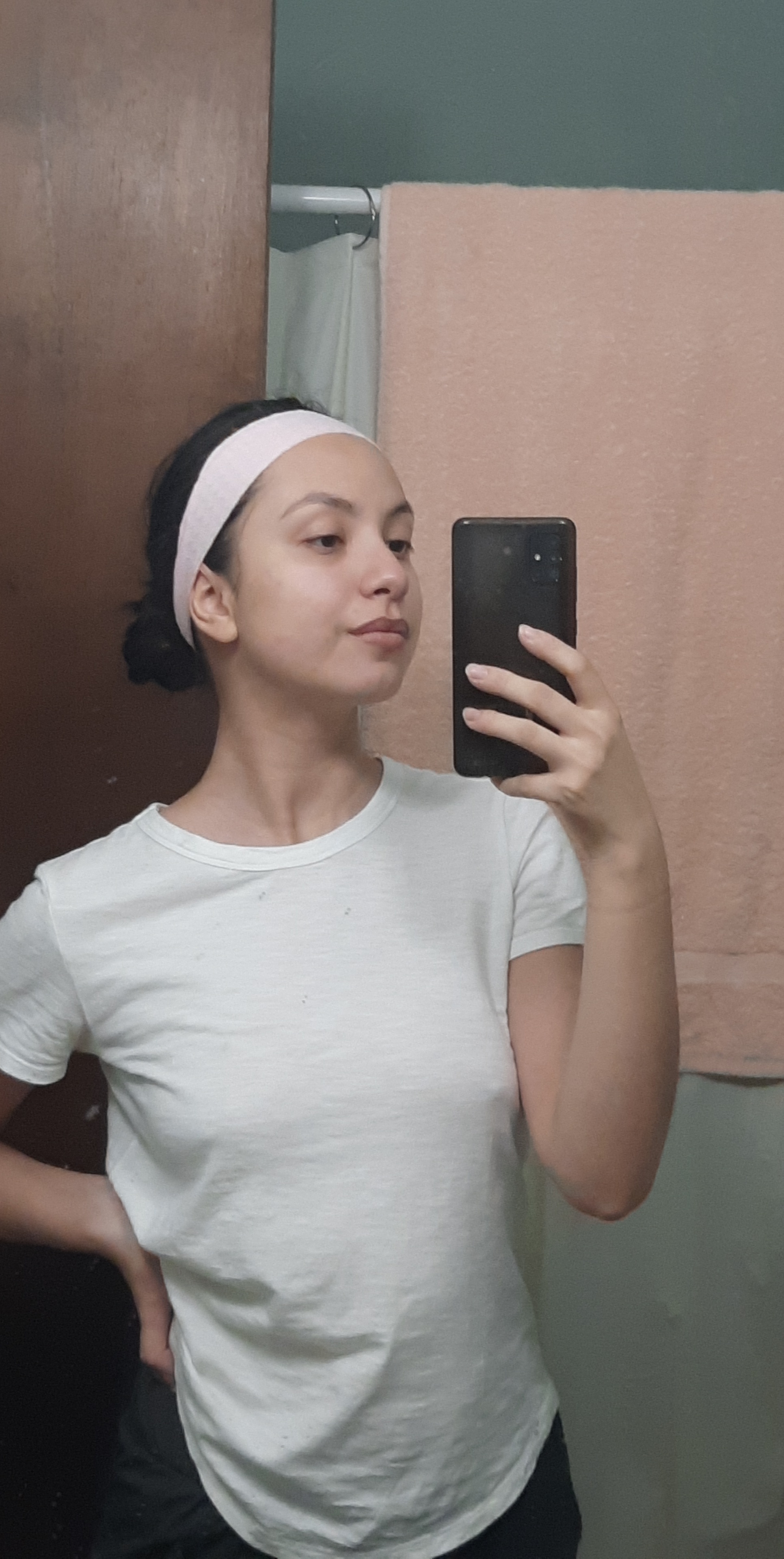 [23] tell me allllll about your skincare routine 🧼 | Scrolller