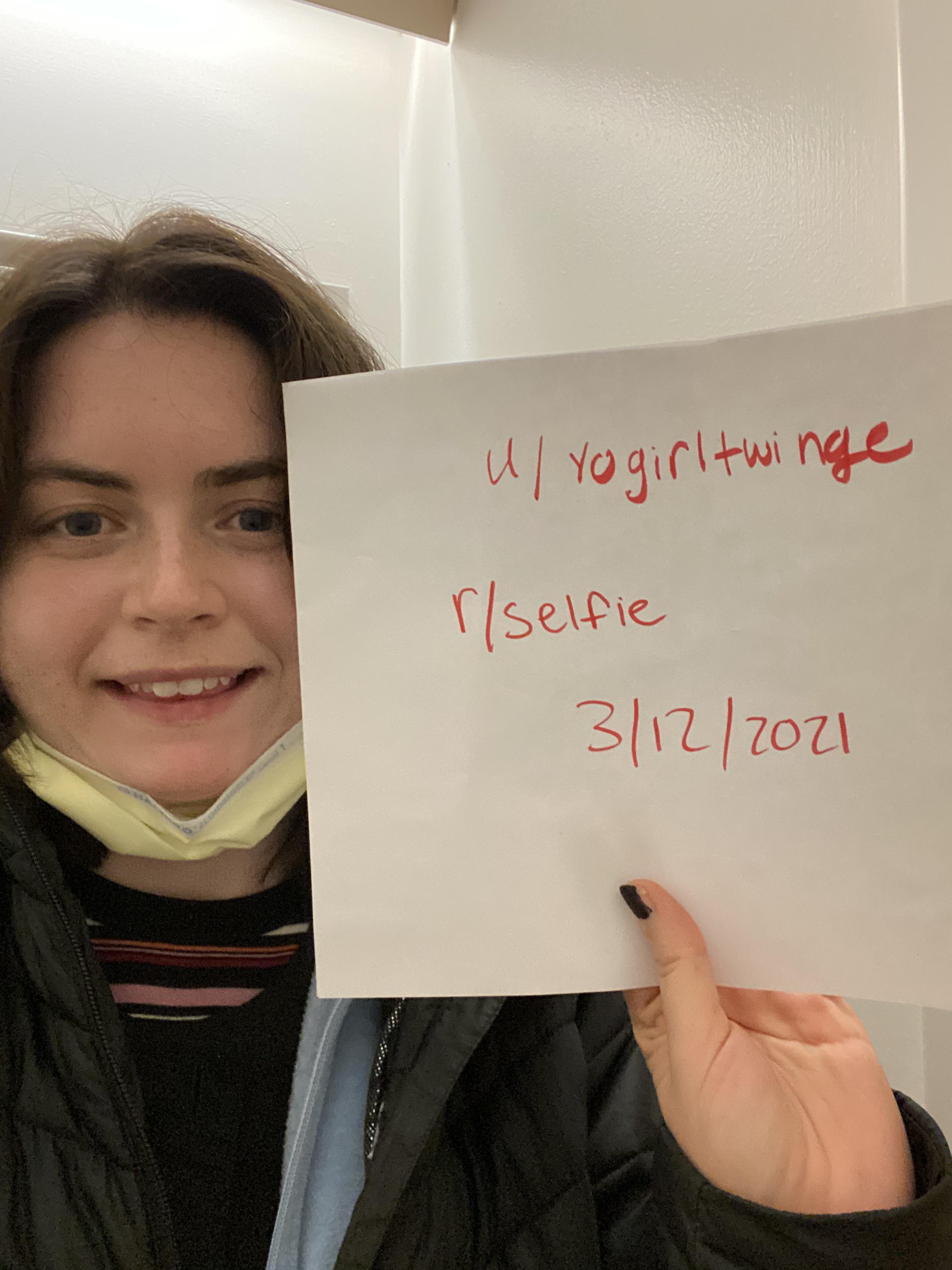 [23] verification photo | Scrolller