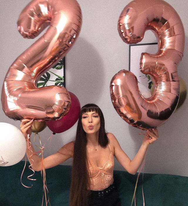 23th birthday rose gold balloons | Scrolller