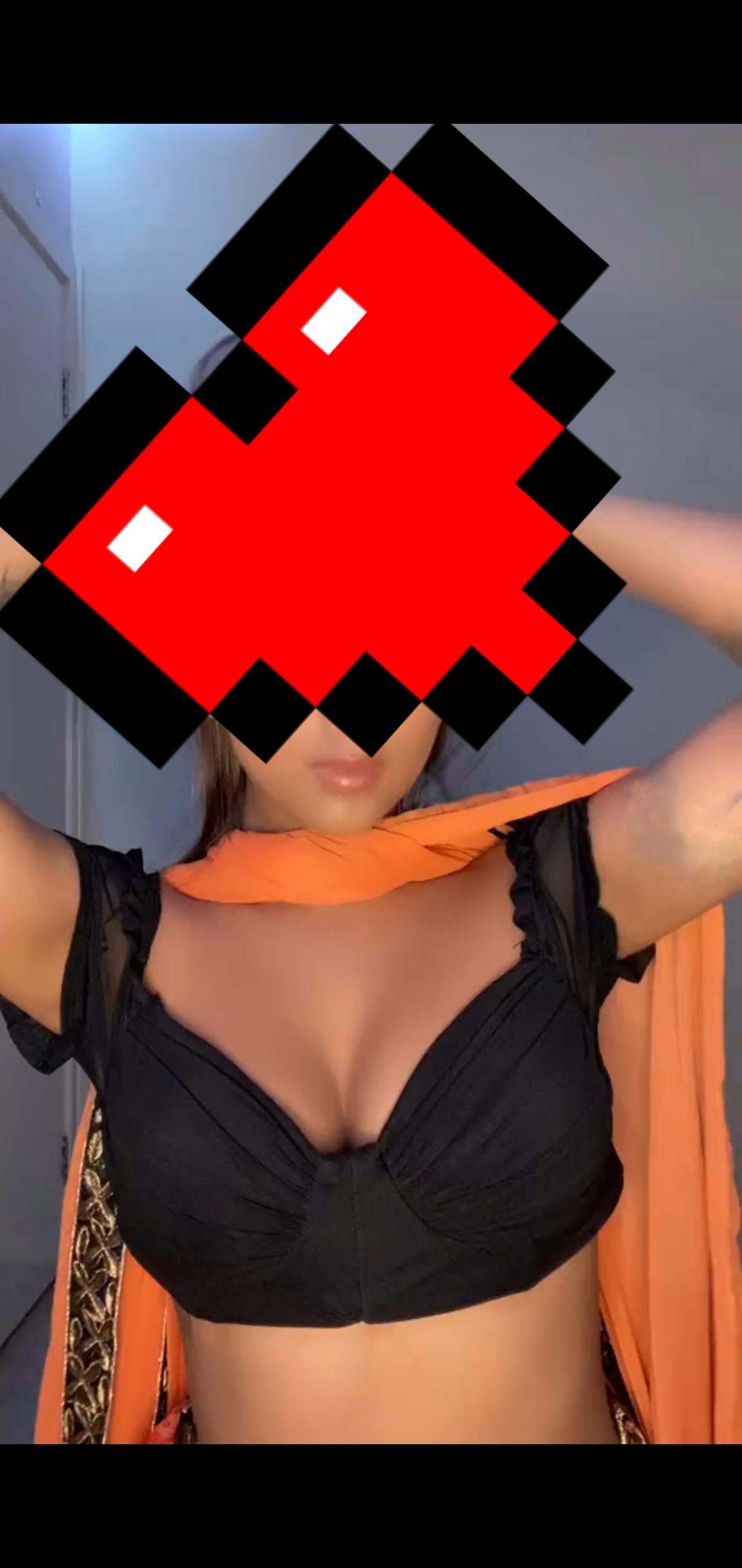 24f. I was missing my Desi roots today so I wore something desi to work today | Scrolller