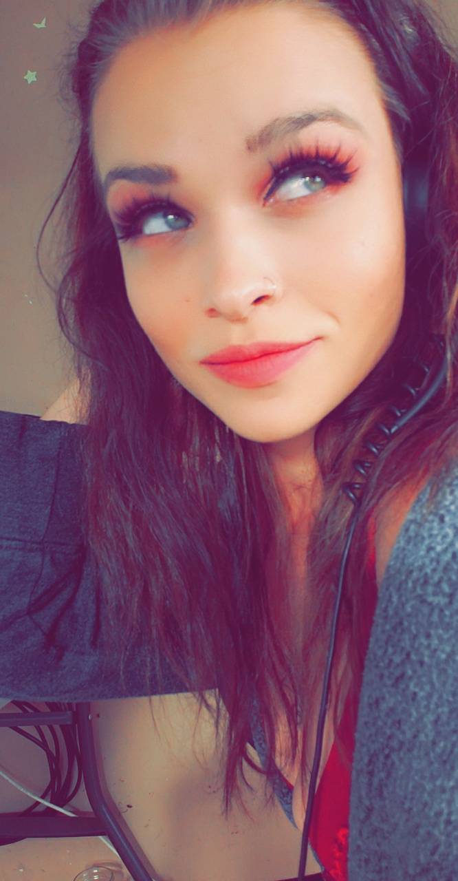 💋💋 28F | Scrolller