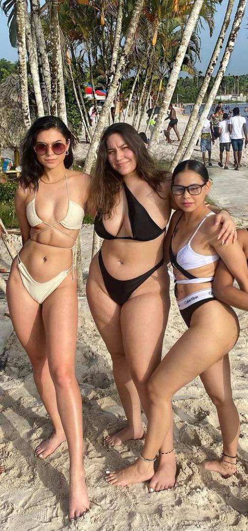 3 Bikinis | Scrolller